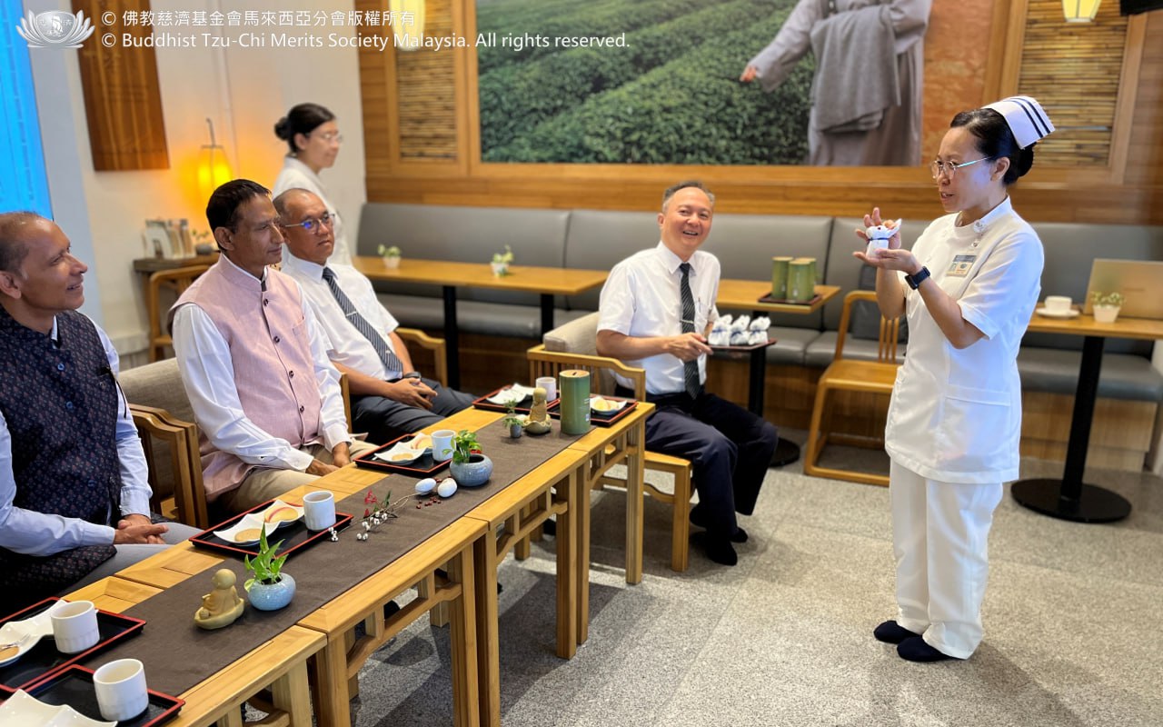 20250725_尼泊爾志工與政府官員參訪洗腎中心 – 佛教慈濟基金會馬來西亞分會